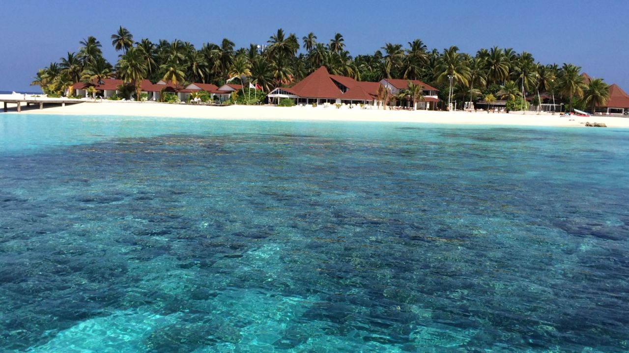 Diamonds Thudufushi in Mahibadhoo • HolidayCheck | Malediven Malediven