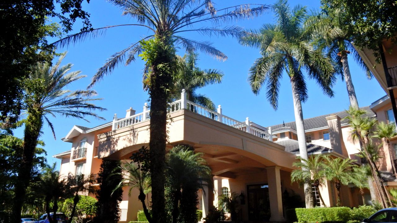 Hotel Trianon Old Naples (Naples) • HolidayCheck (Florida | USA)