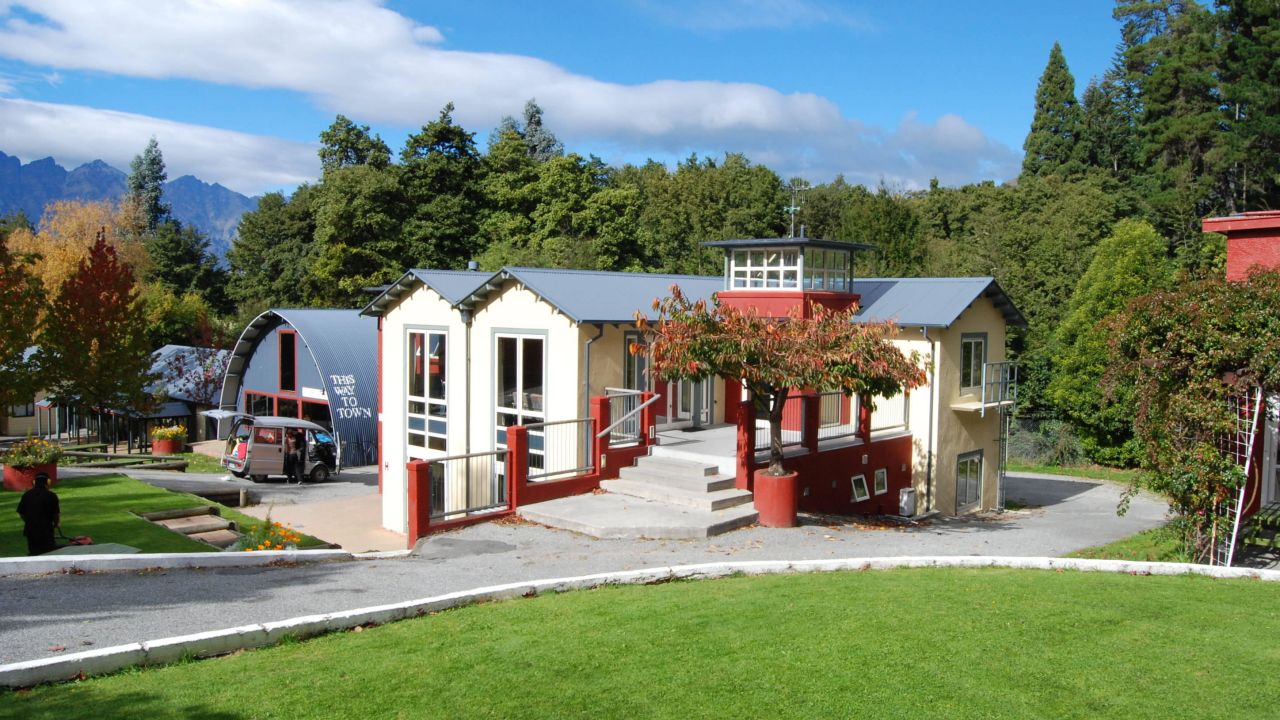 Pinewood Lodge (Queenstown) • HolidayCheck (Südinsel | Neuseeland)