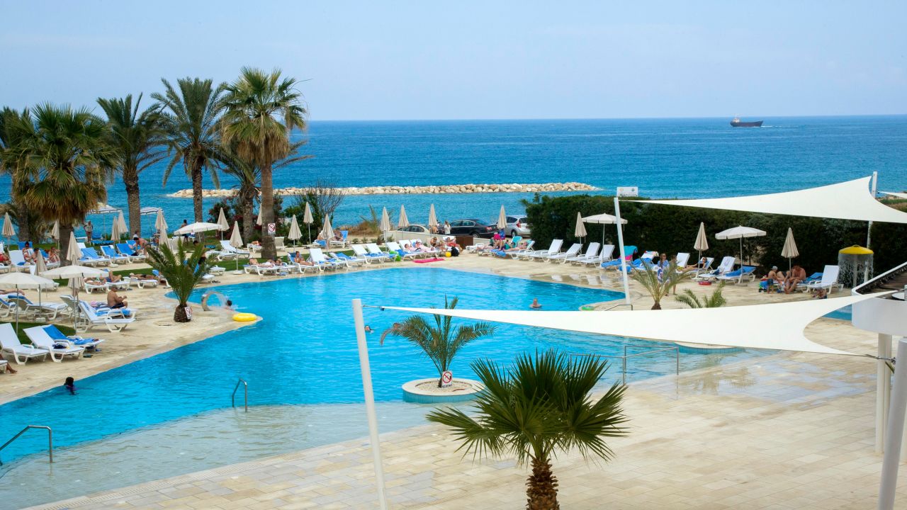 Venus Beach (Paphos) • HolidayCheck (Südzypern | Zypern)