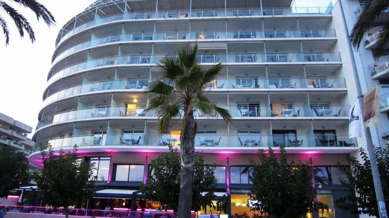Hotel Calipolis (Sitges) • HolidayCheck (Costa Dorada | Spanien)