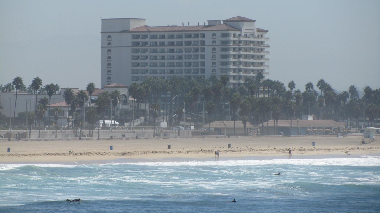 The Waterfront Beach Resort, a Hilton Hotel (Huntington Beach ...