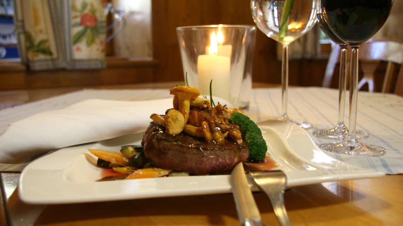 Landgasthof Obermaier Zum Vilserwirt (Altfraunhofen) • HolidayCheck ...