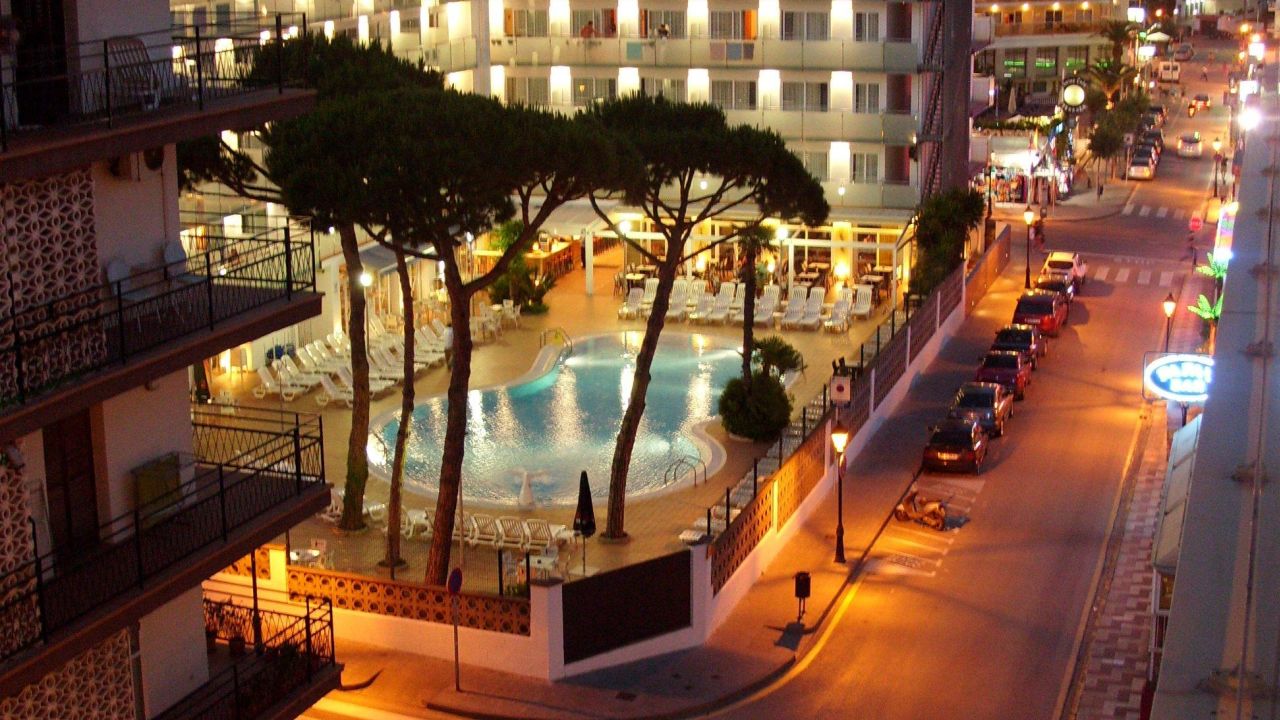 Hotel Bon Repos (Calella) • HolidayCheck (Katalonien | Spanien)