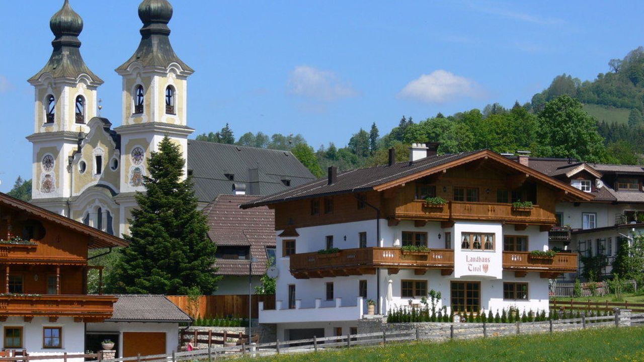 Landhaus Tirol (Hopfgarten im Brixental) • HolidayCheck (Tirol ...