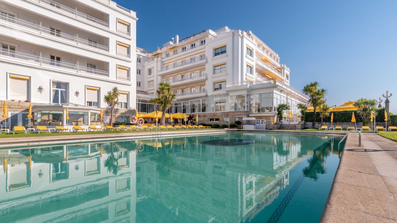 Eurostars Gran Hotel La Toja (Isla de la Toja) • HolidayCheck (Galicien ...