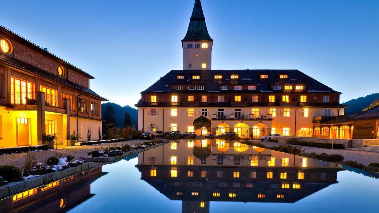 Schloss Elmau - Luxury Spa Retreat & Cultural Hideaway (Krün ...
