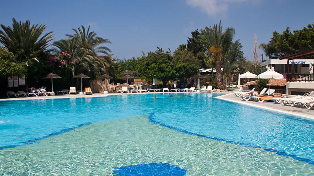 Paphos Gardens Holiday Resort in Paphos • HolidayCheck | Südzypern Zypern