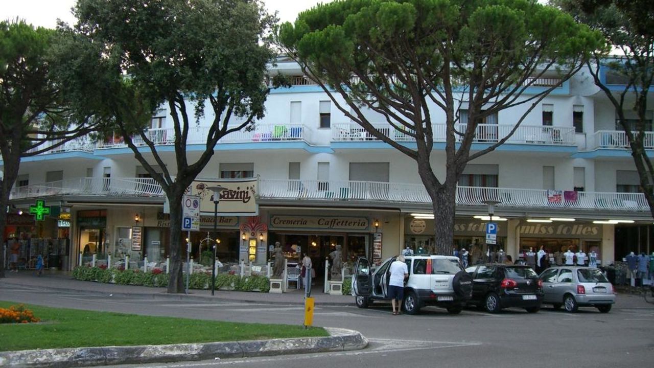 Hotel Alexander (Jesolo) • HolidayCheck (Venetien | Italien)