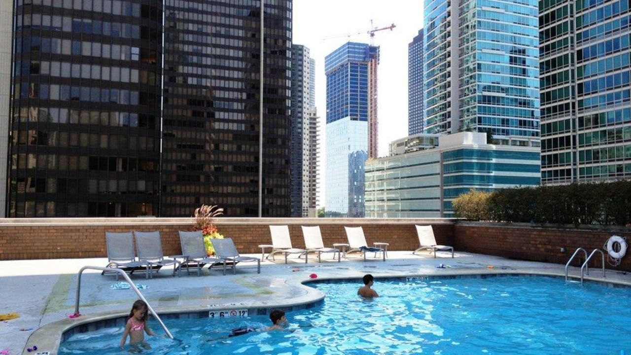 DoubleTree by Hilton Hotel Chicago - Magnificent Mile (Chicago ...
