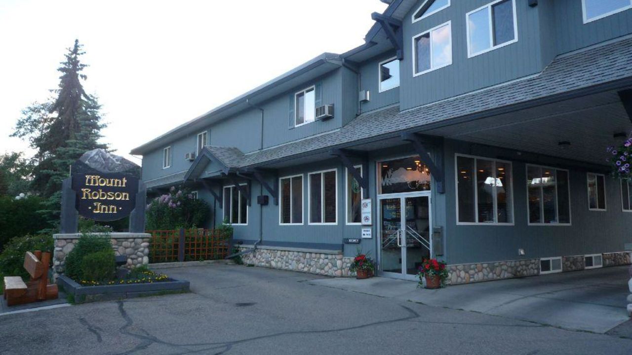 Hotel Mount Robson Inn (Jasper) • HolidayCheck (Alberta | Kanada)
