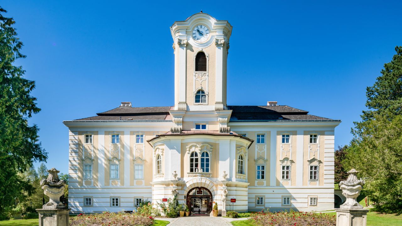 Schlosshotel Rosenau (Zwettl) • HolidayCheck (Niederösterreich ...