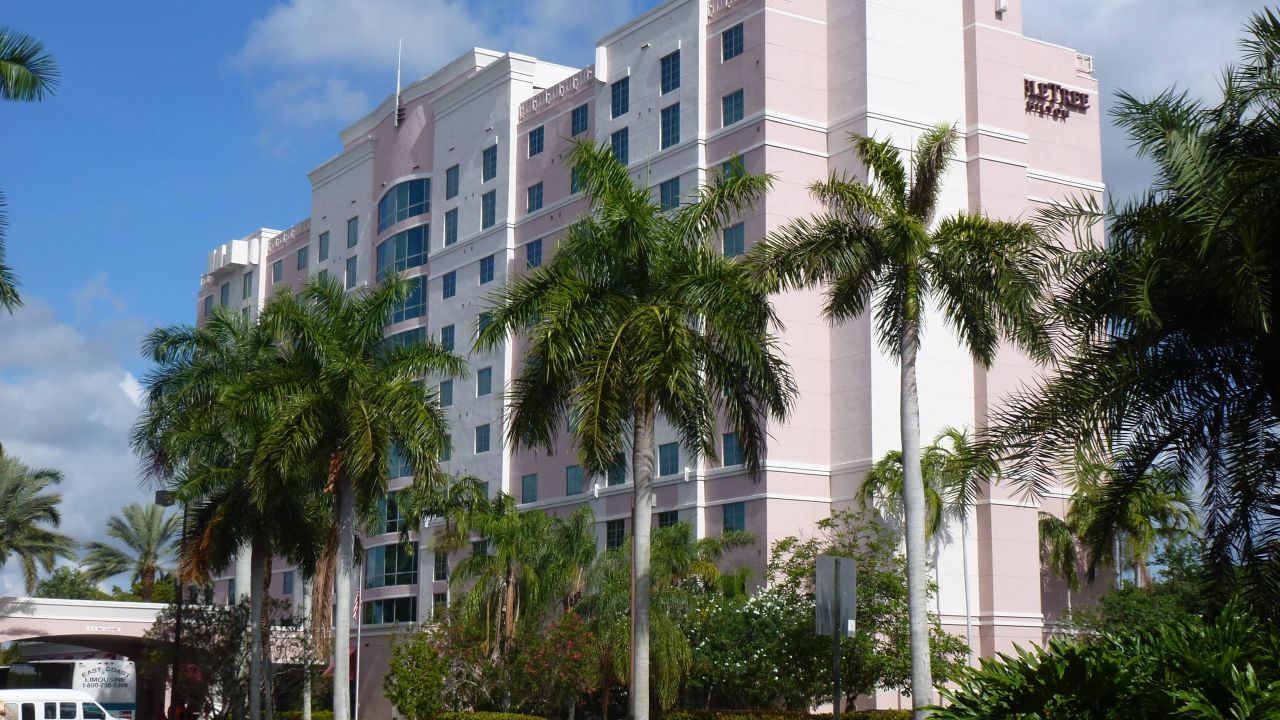 DoubleTree Hotel by Hilton Sunrise Sawgrass Mills (Plantation ...