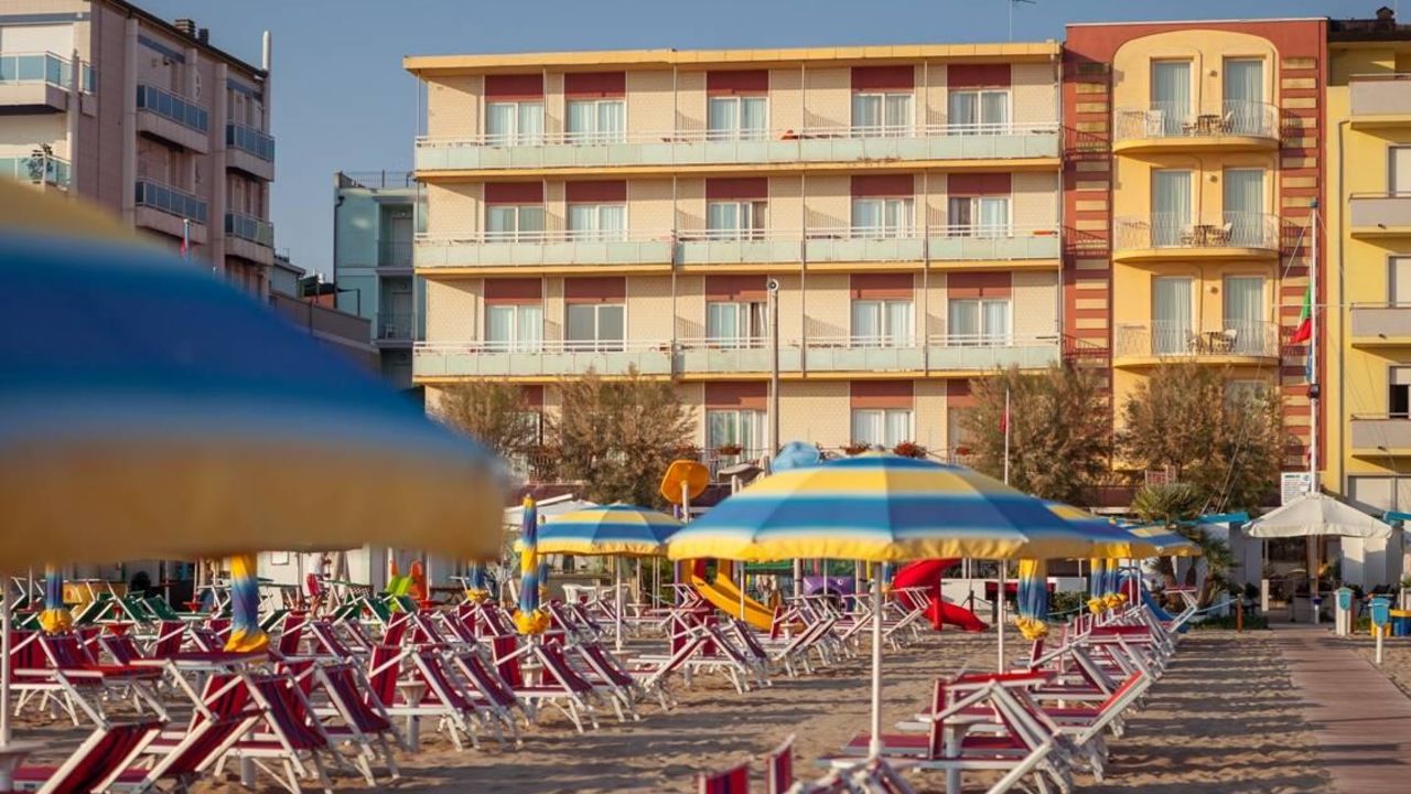 Hotel Resort Marinella in Gabicce Mare • HolidayCheck | Marken Italien