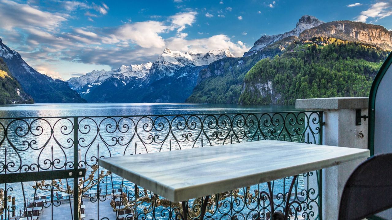 Seehotel Waldstätterhof Swiss Quality in Brunnen • HolidayCheck ...