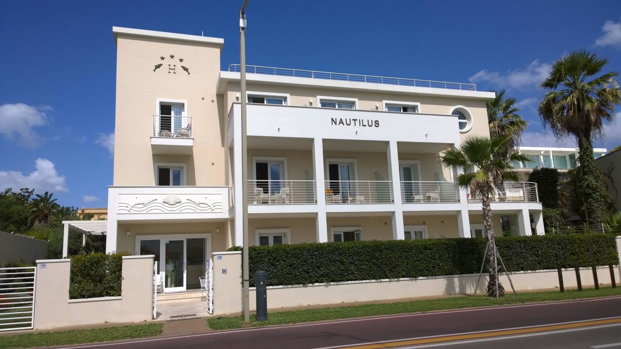 Hotel Nautilus (Cagliari) • HolidayCheck (Sardinien | Italien)