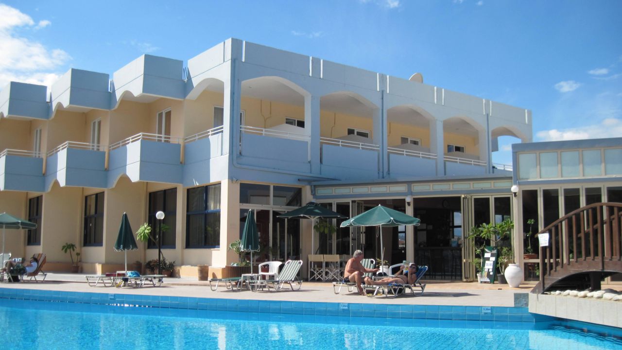Hotel Kathrin Beach (Adelianos Kampos) • HolidayCheck (Kreta ...