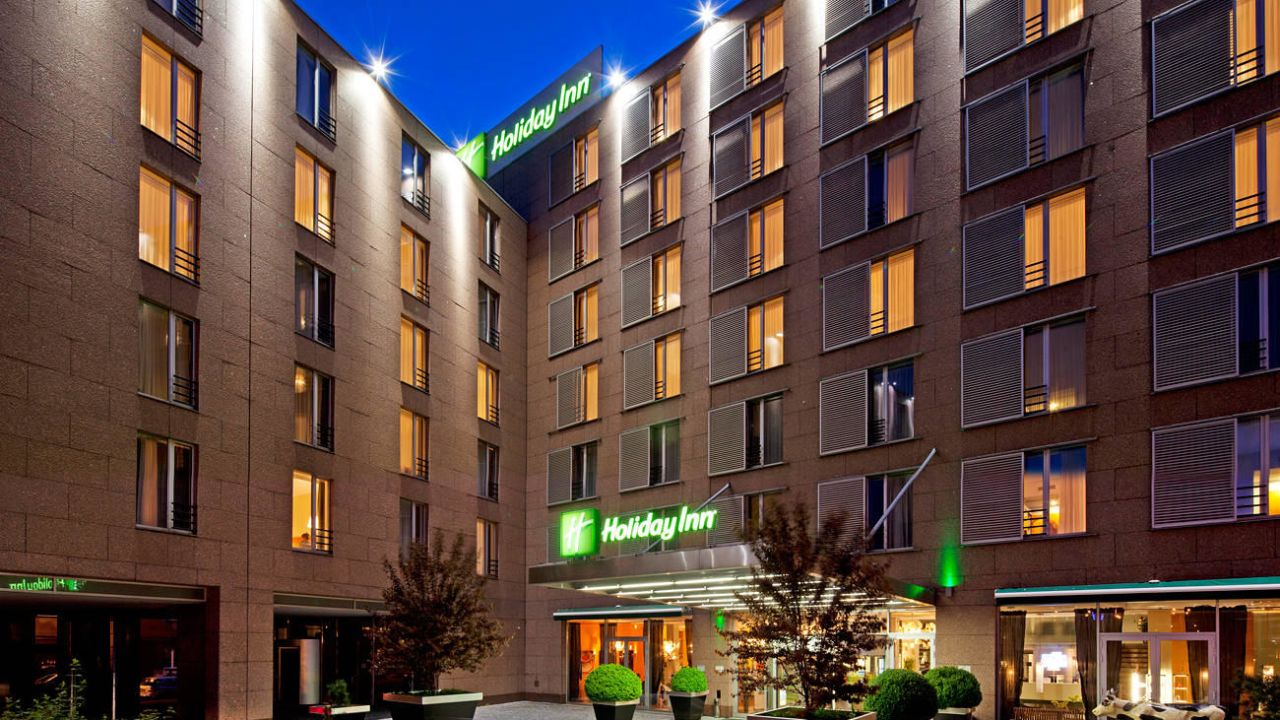 Hotel Holiday Inn Prague Congress Centre (Prag / Praha) • HolidayCheck ...