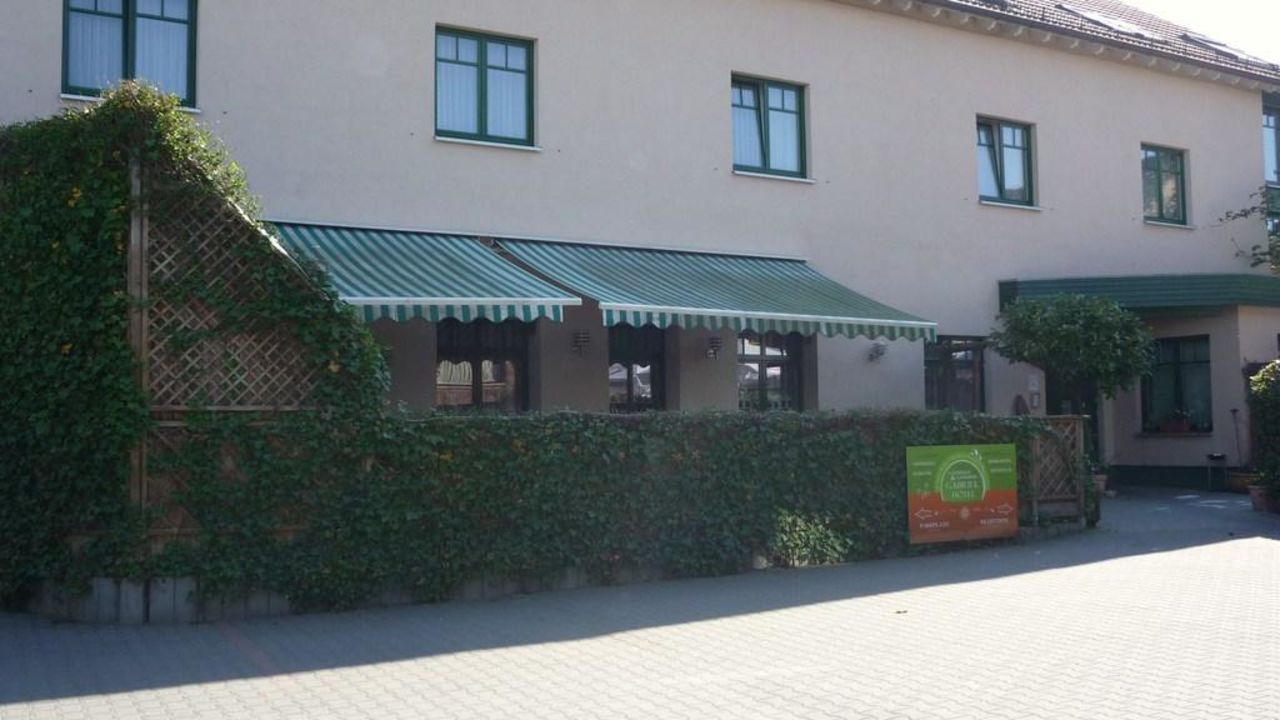 Landhaus & Landhof Gabriel in Bülstringen • HolidayCheck | Sachsen ...