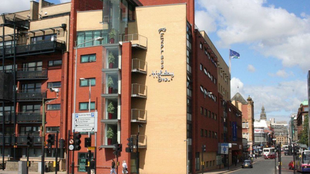 Hotel Holiday Inn Express Inn Glasgow Riverside (Glasgow ...