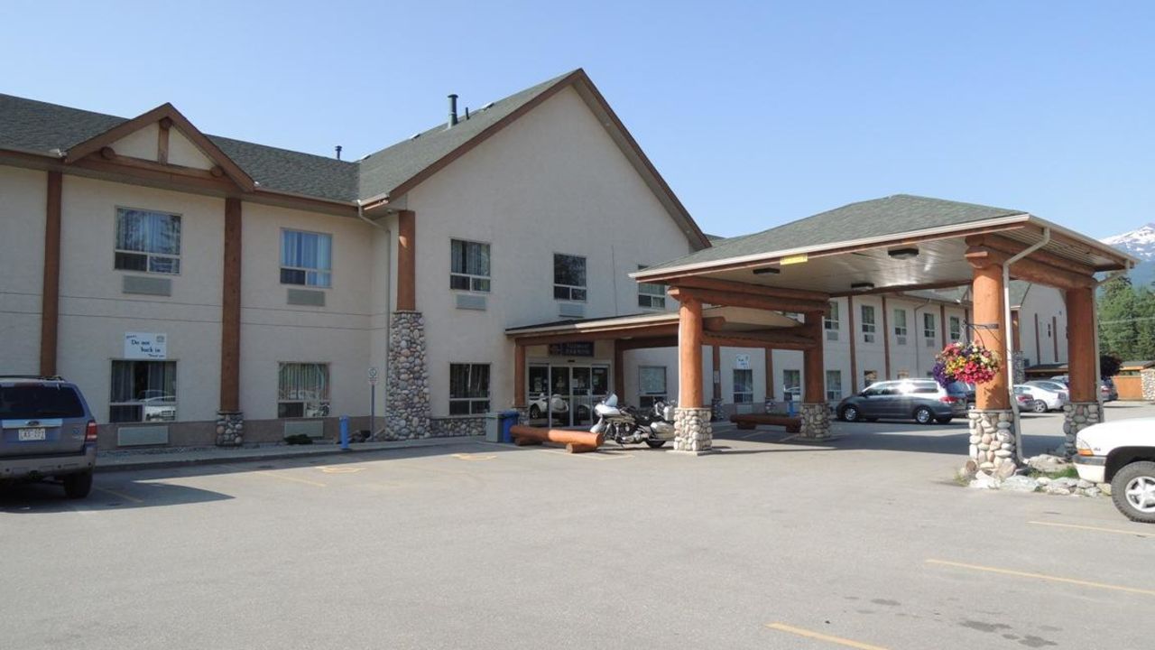 Best Western Hotel Valemount Inn & Suites (Valemount) • HolidayCheck ...