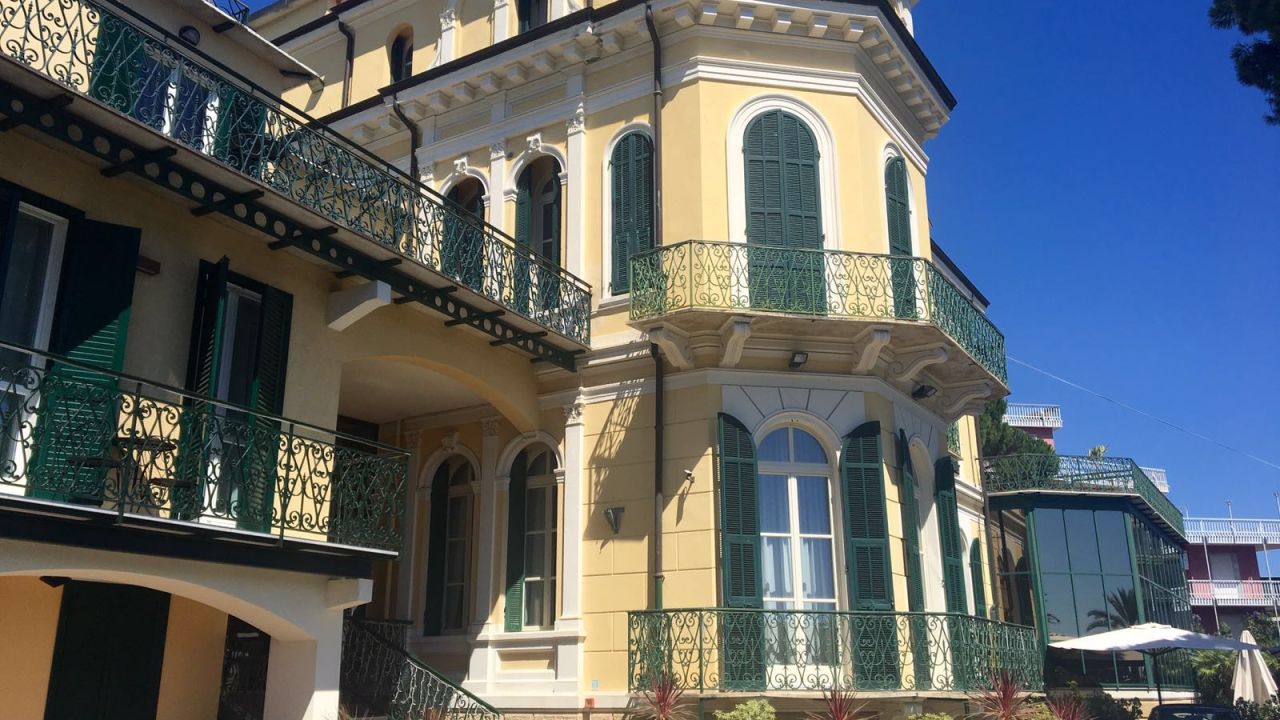 Villa Sylva (Bussana Nuova) • HolidayCheck (Ligurien | Italien)