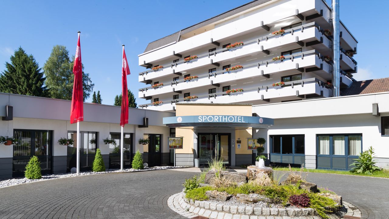 Sporthotel Grünberg (Grünberg) • HolidayCheck (Hessen | Deutschland)