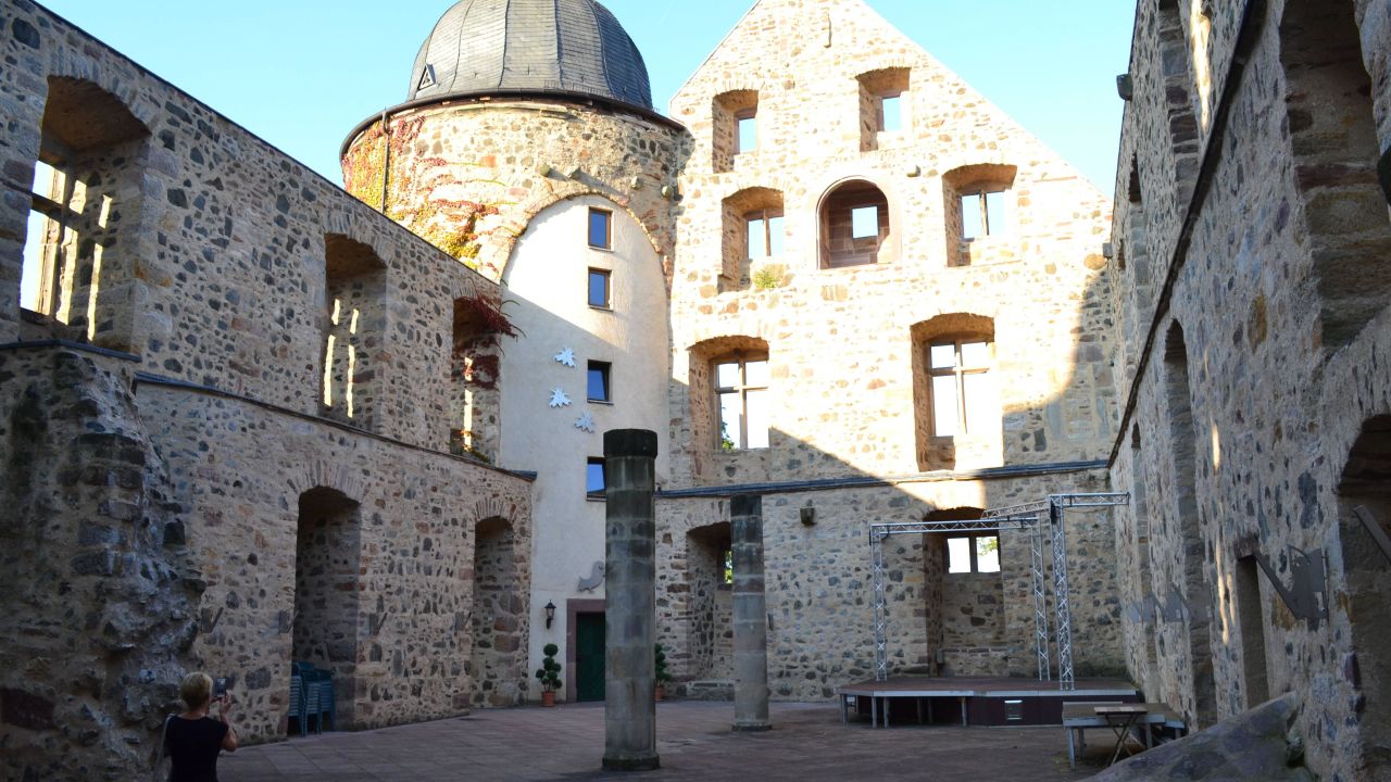 Hotel Dornröschenschloss Sababurg in Hofgeismar • HolidayCheck | Hessen ...