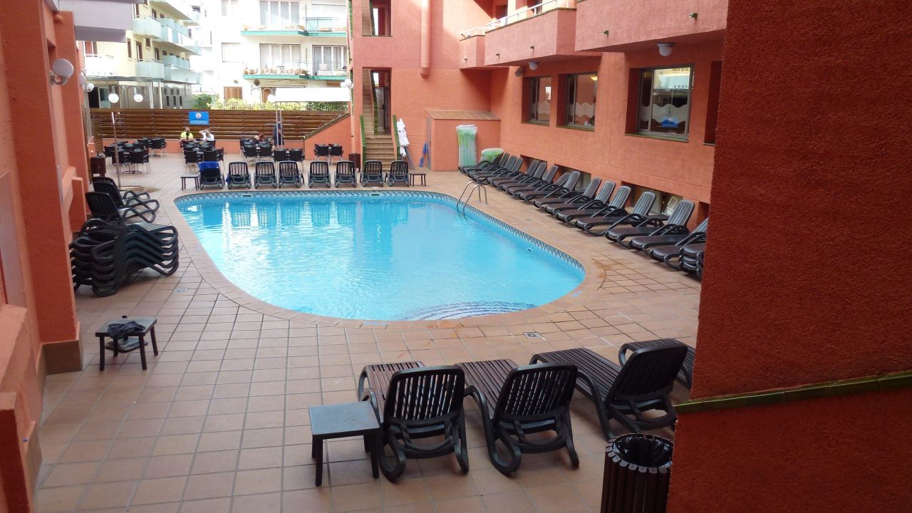 Hotel Tossa Beach & Tossa Center (Tossa de Mar) • HolidayCheck (Costa ...