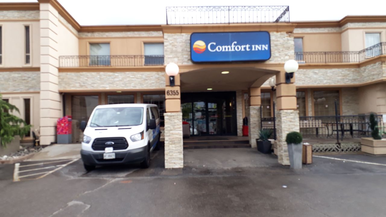 Comfort Inn Toronto Airport (Mississauga) • HolidayCheck (Ontario | Kanada)