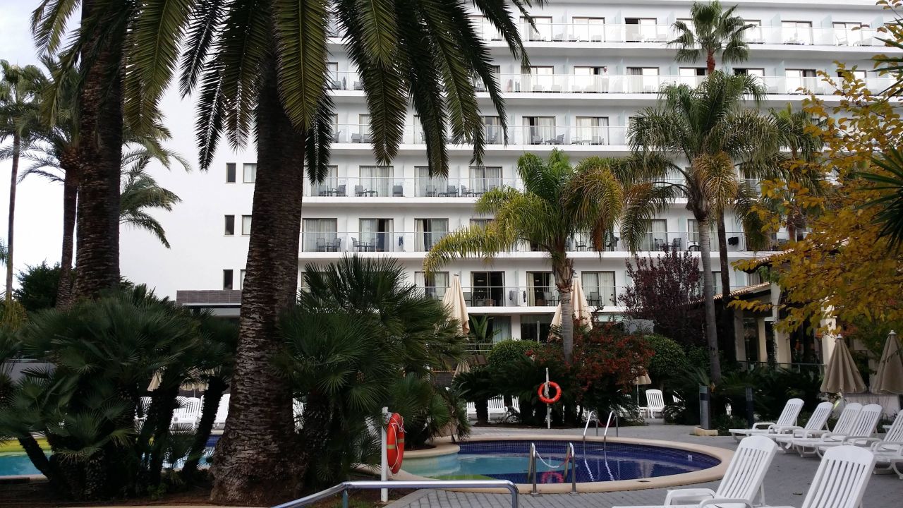 Hotel Riu Bravo (Platja de Palma / Playa de Palma) • HolidayCheck ...