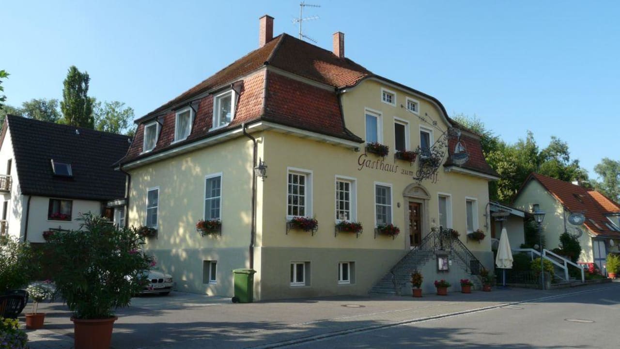 Gasthaus Schiff (Moos am Bodensee) • HolidayCheck (Baden-Württemberg ...