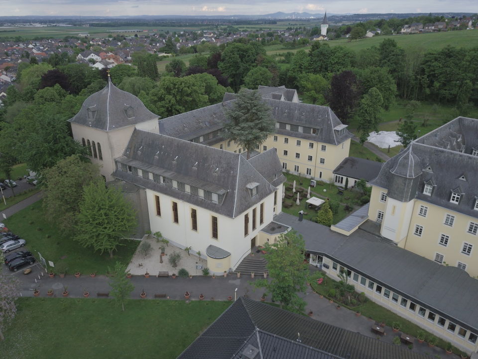 "Außenansicht" Schlosshotel Domäne Walberberg (Bornheim) • HolidayCheck ...