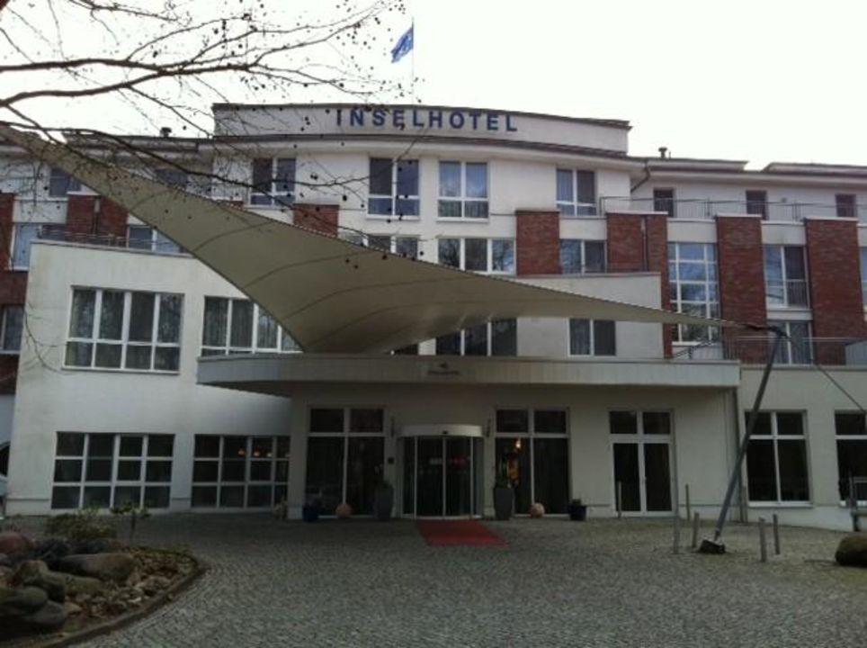 "Der Hoteleingang" Inselhotel Potsdam Hermannswerder (Potsdam ...