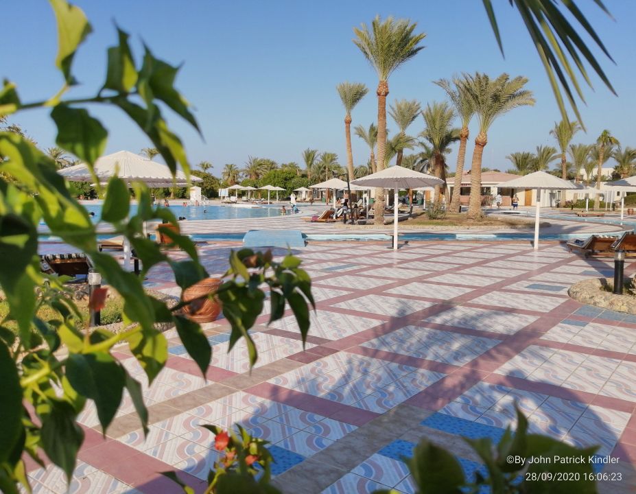 "Pool" Pharaoh Azur Resort (Hurghada) • HolidayCheck (Hurghada/Safaga ...