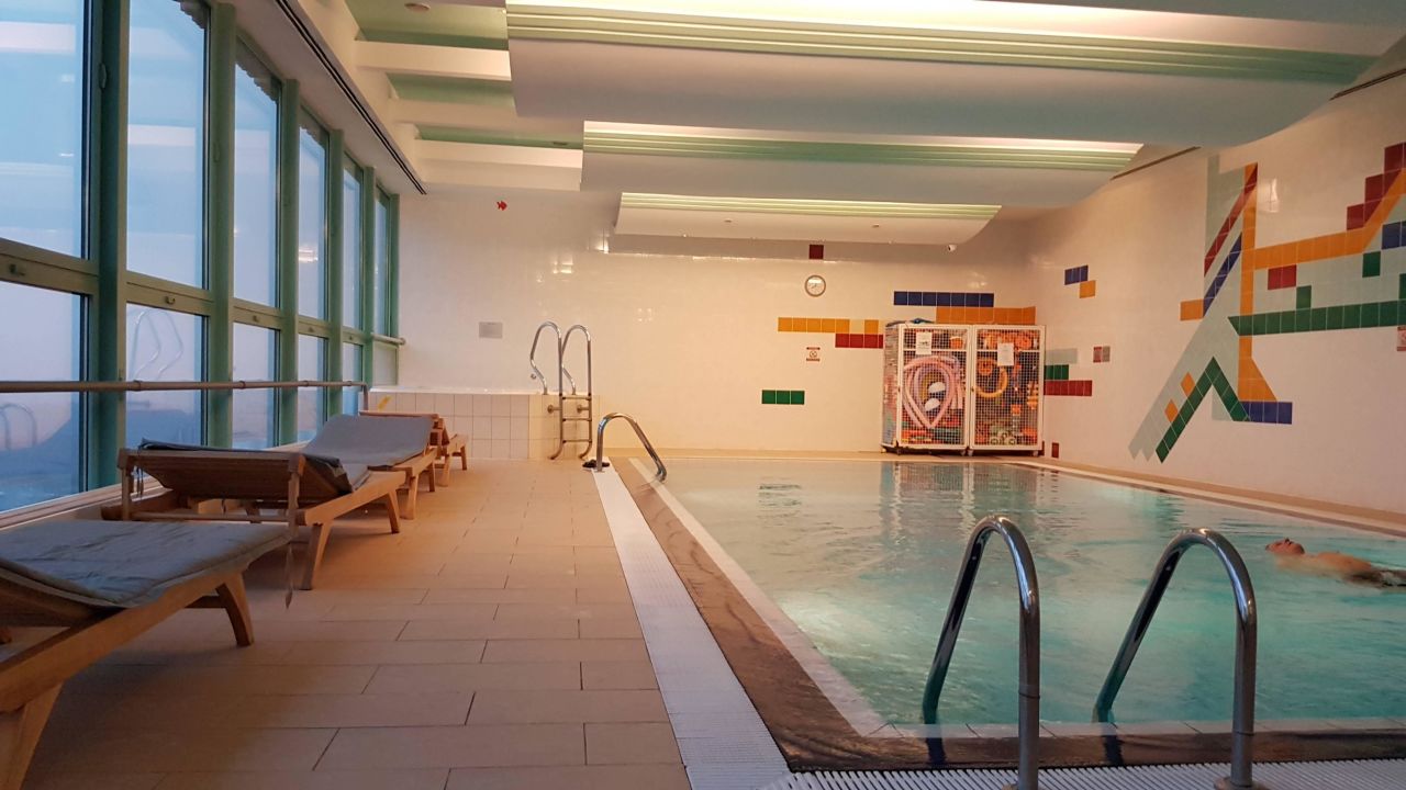 "Pool" Panorama Hotel Prague (Prag / Praha) • HolidayCheck (Großraum ...