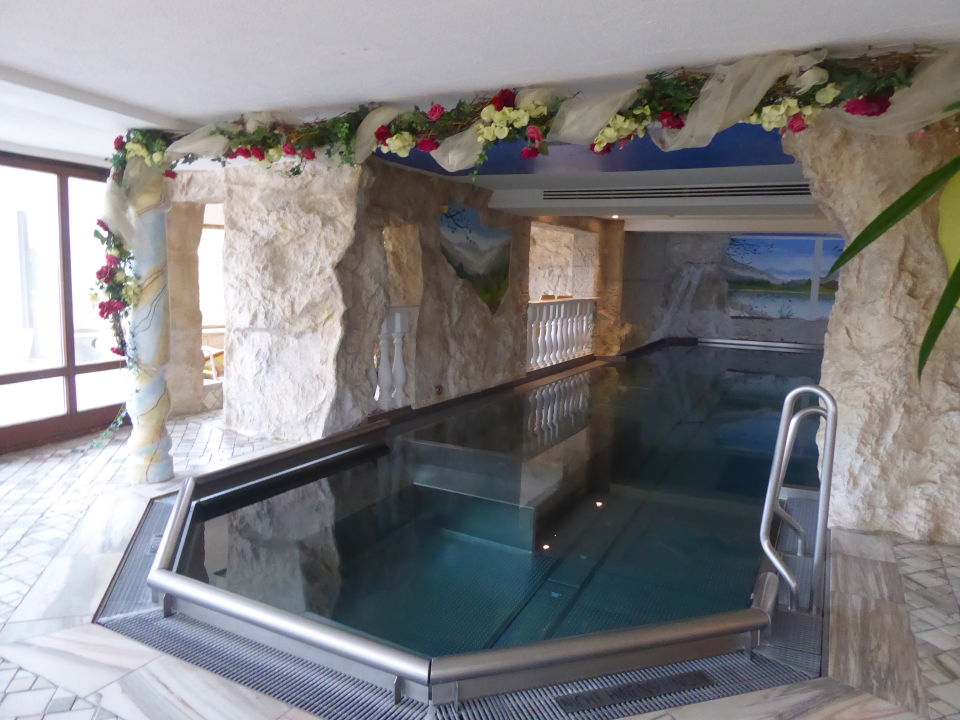 "Pool textilfrei im 4. Stock ab 10 Uhr geöffnet " Hotel Winzer Wellness ...