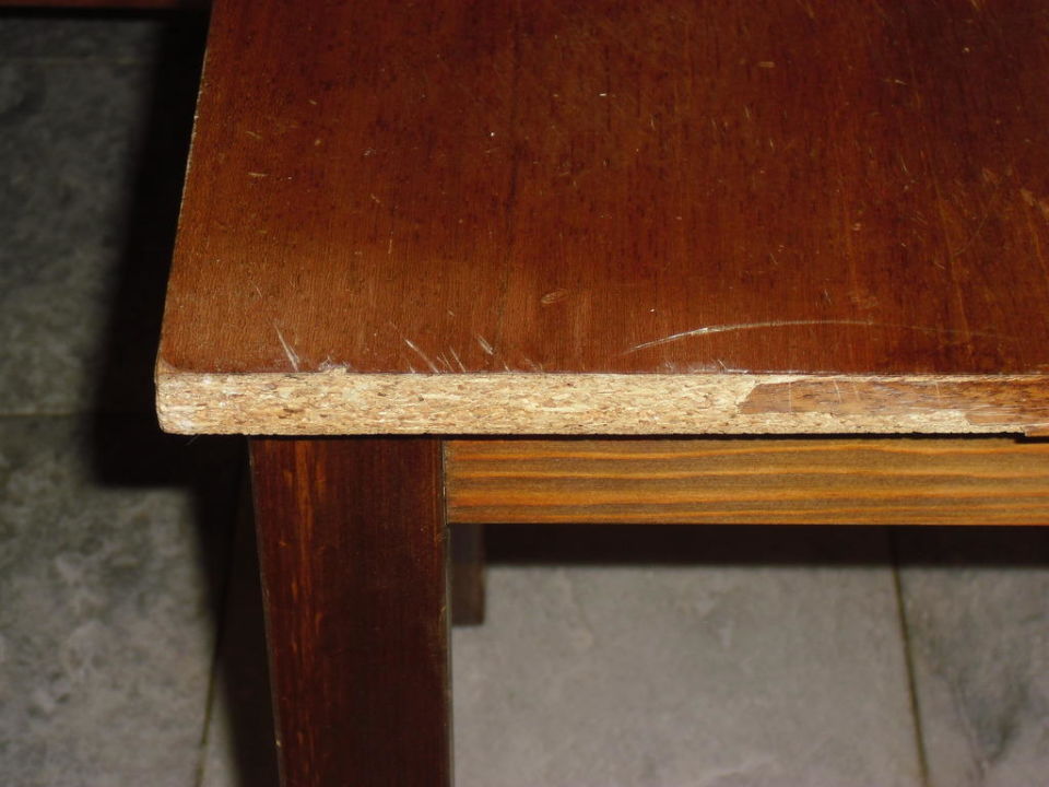 "Kaputter Tisch" Hotel Bali Mare (Bali) • HolidayCheck (Kreta ...