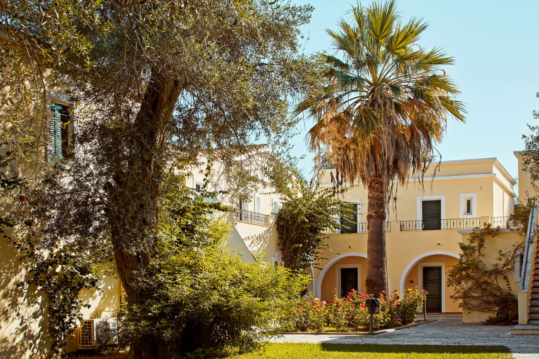 "Außenansicht" SENTIDO Apollo Palace (Messonghi) • HolidayCheck (Korfu ...