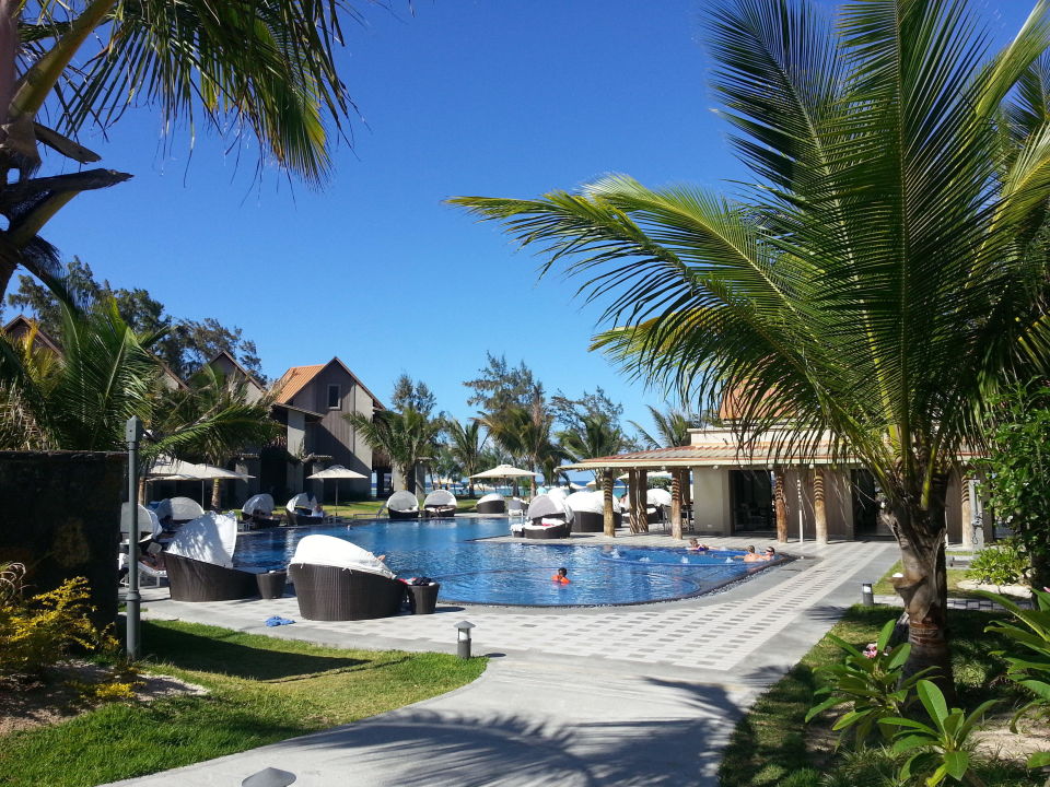 "6" Maritim Crystals Beach Hotel Mauritius (Belle Mare) • HolidayCheck ...