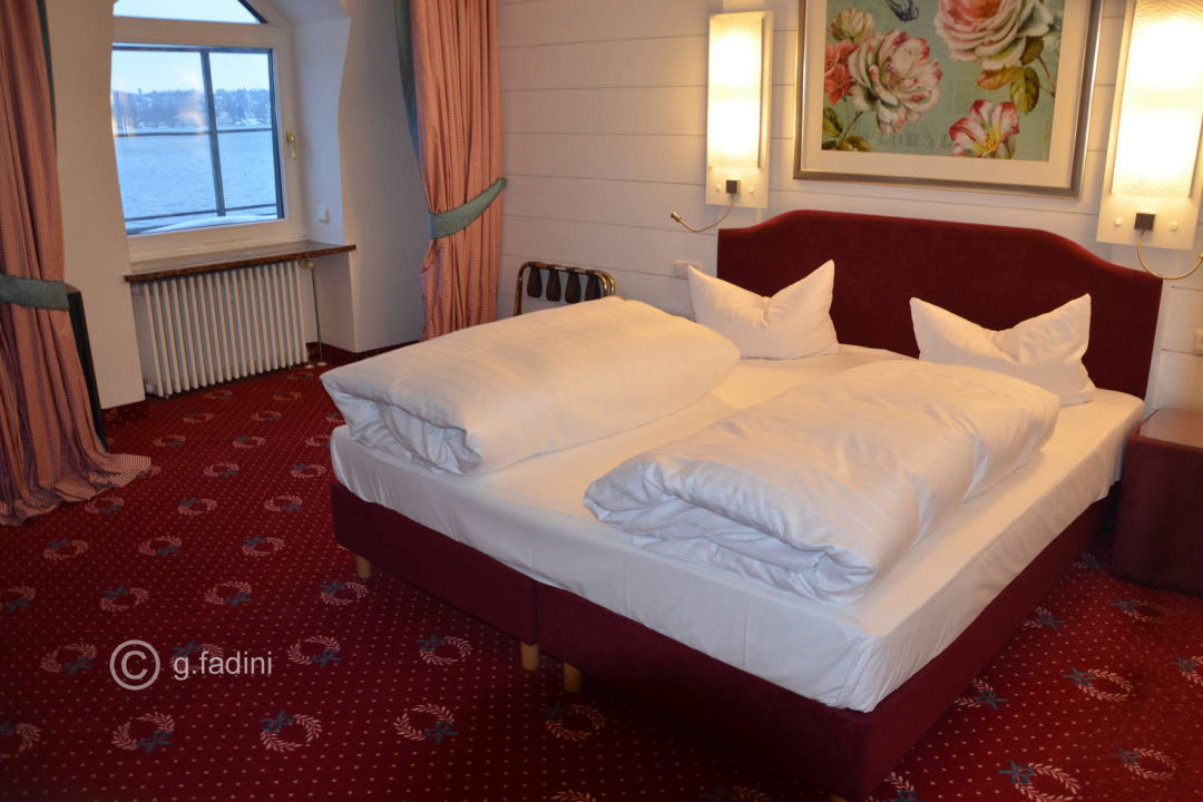 "Zimmer mit Seeblick" Hotel Schloss Berg (Berg (Starnberger See ...