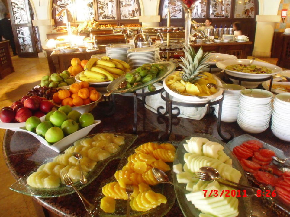 "Leckeres Buffet" Hotel Elysium (Paphos) • HolidayCheck (Südzypern ...