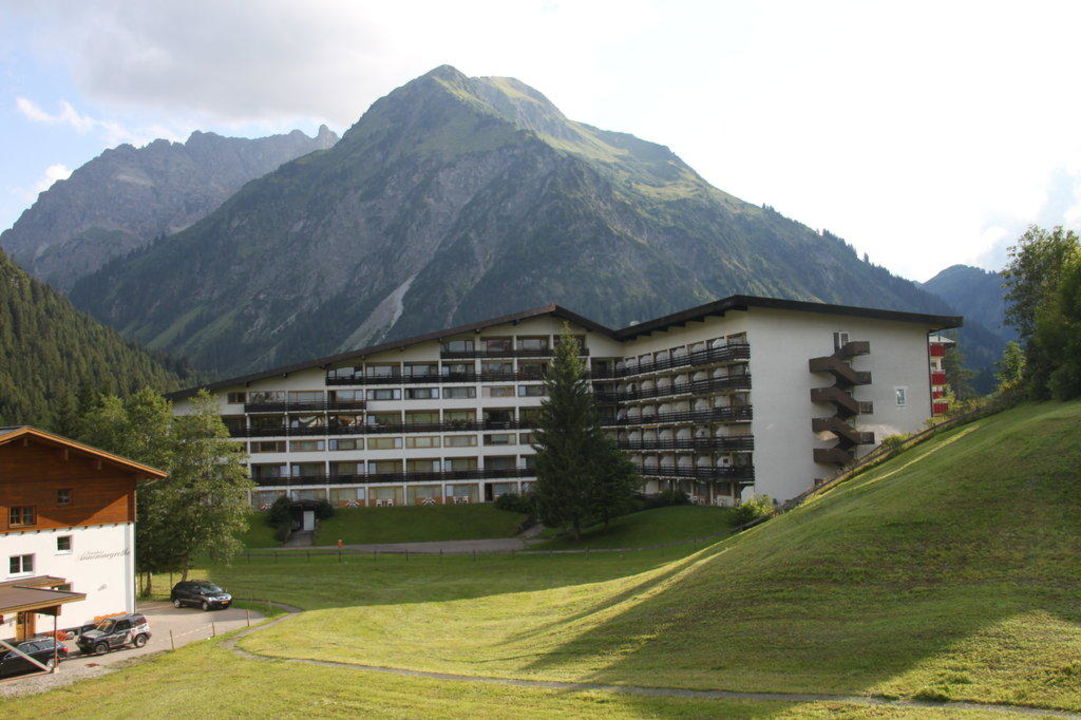 "Blick auf das Hotel" Aparthotel Kleinwalsertal (Mittelberg (Vorarlberg ...