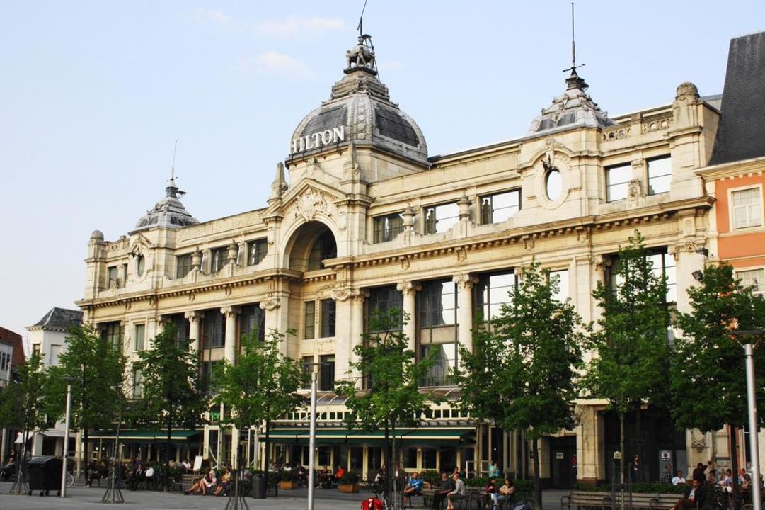 "Hilton Antwerpen" Hilton Antwerp Old Town (Antwerpen) • HolidayCheck ...