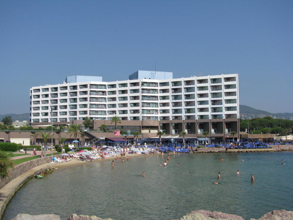 "Hotel mit eigener Badebucht" Pullman Cannes Mandelieu Royal Casino ...