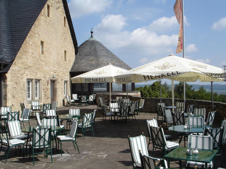 "Terrasse" Hotel Schloss Waldeck (Waldeck) • HolidayCheck (Hessen ...
