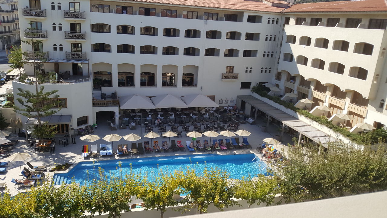 "Pool" Hotel Theartemis Palace (Rethymno) • HolidayCheck (Kreta ...