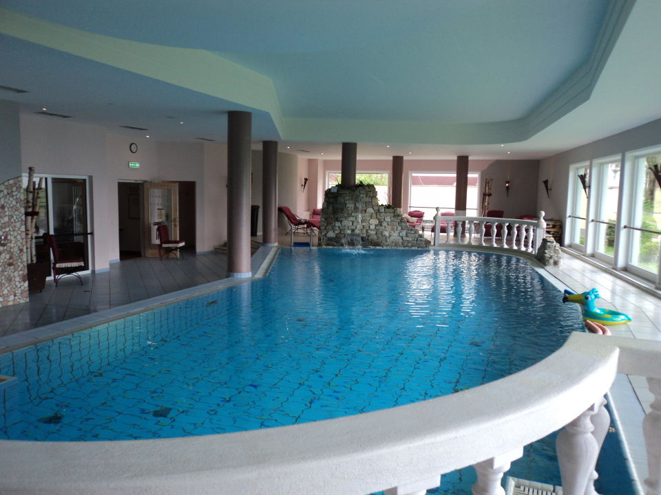 "Hallenbad" Hotel Unterhof (Filzmoos) • HolidayCheck (Salzburger Land ...