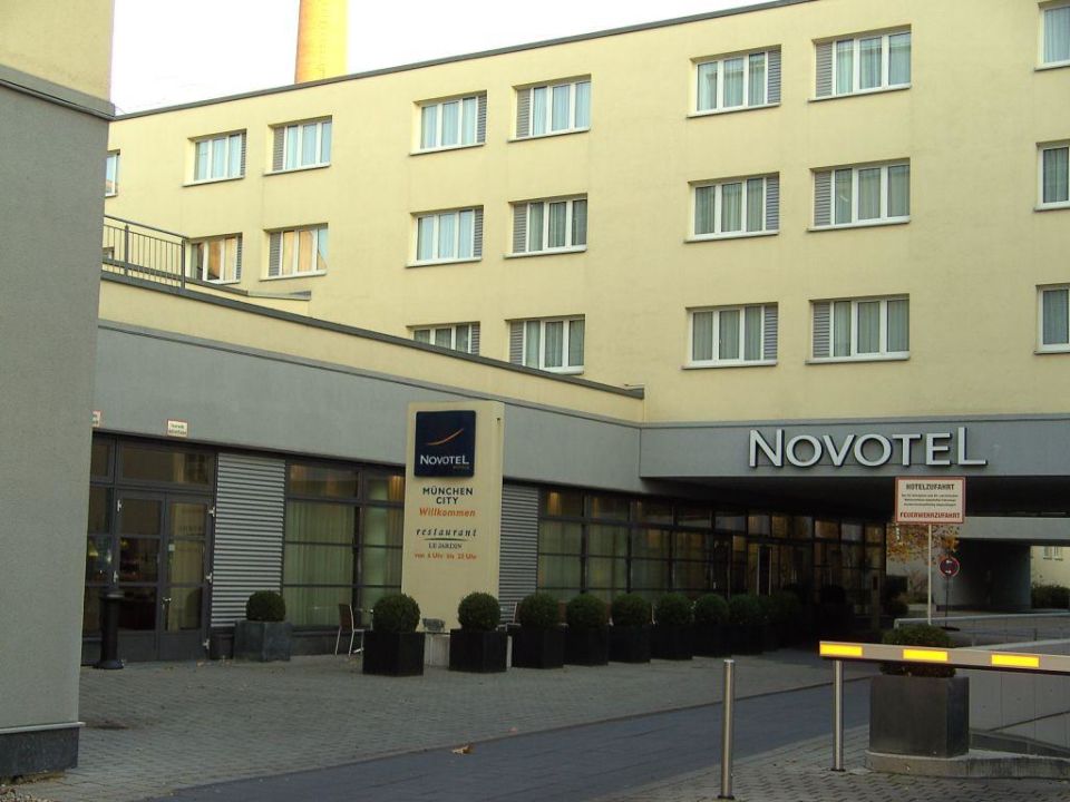 "Außenansicht Novotel München City" Novotel München City (München ...