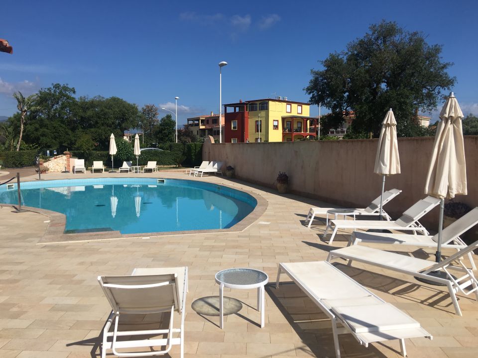 "Pool" Hotel La Perla (Arbatax) • HolidayCheck (Sardinien | Italien)